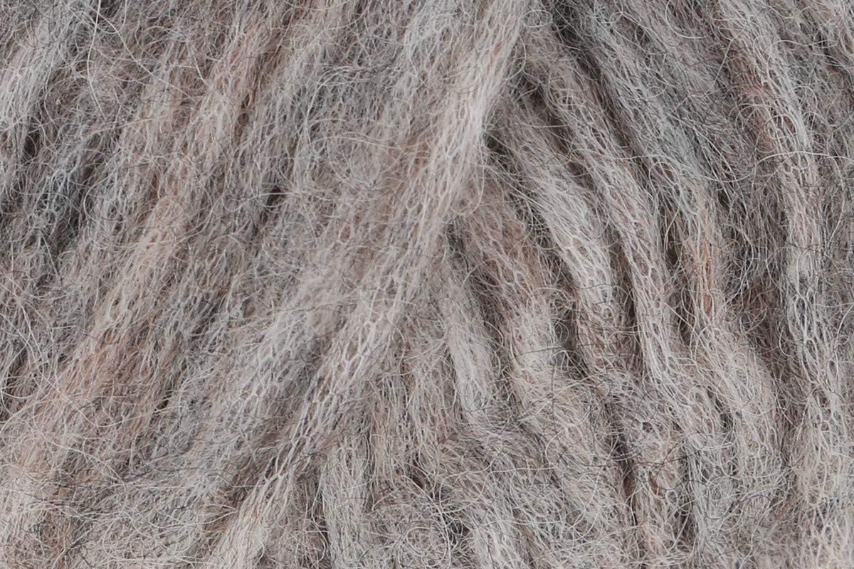 Amazon.com: DROPS Air Yarn 164yds/150m 1.8oz/50g Group C. Medium Thick ...