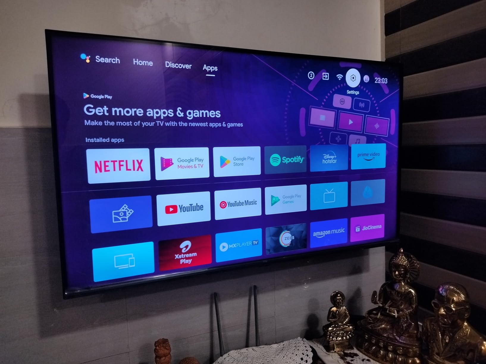 Vu 108 cm (43 Inches) Premium 4K Series 4K Ultra HD Smart Android LED ...