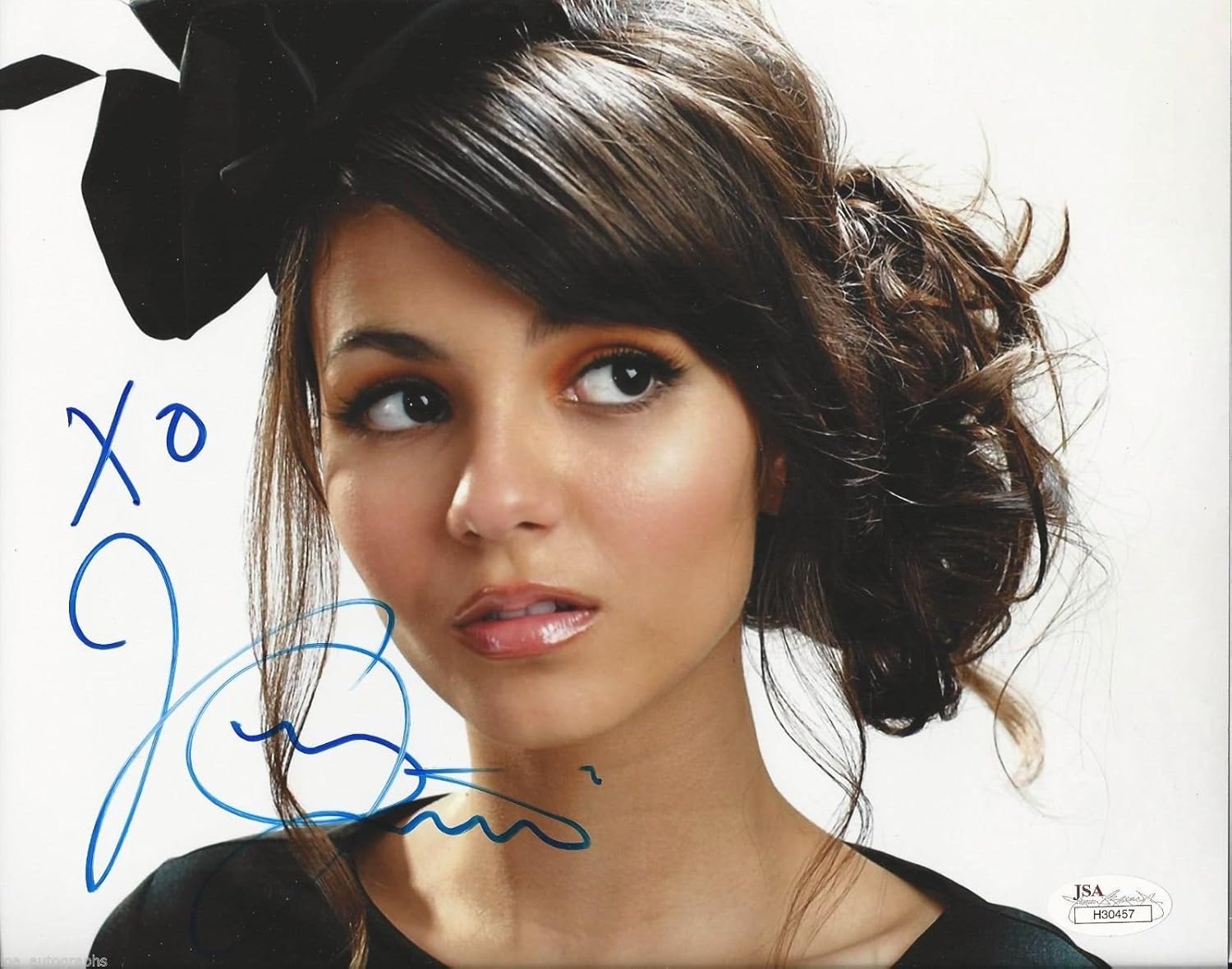 Victoria Justice hand SIGNED 8x10 photo VICTORIOUS Nickelodeon JSA COA ...