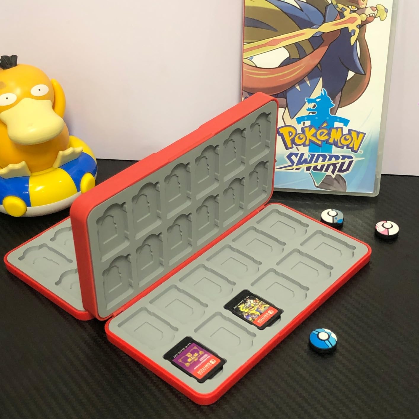 FUNLAB Switch Game Case Compatible with Nintendo Switch Games & Micro ...