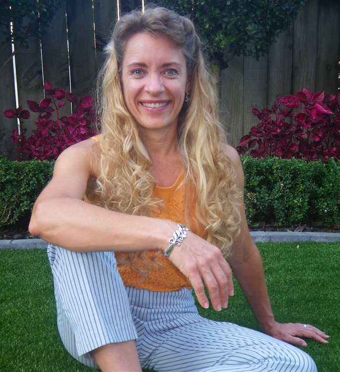 Amazon.com: Laurinda Erasmus: books, biography, latest update