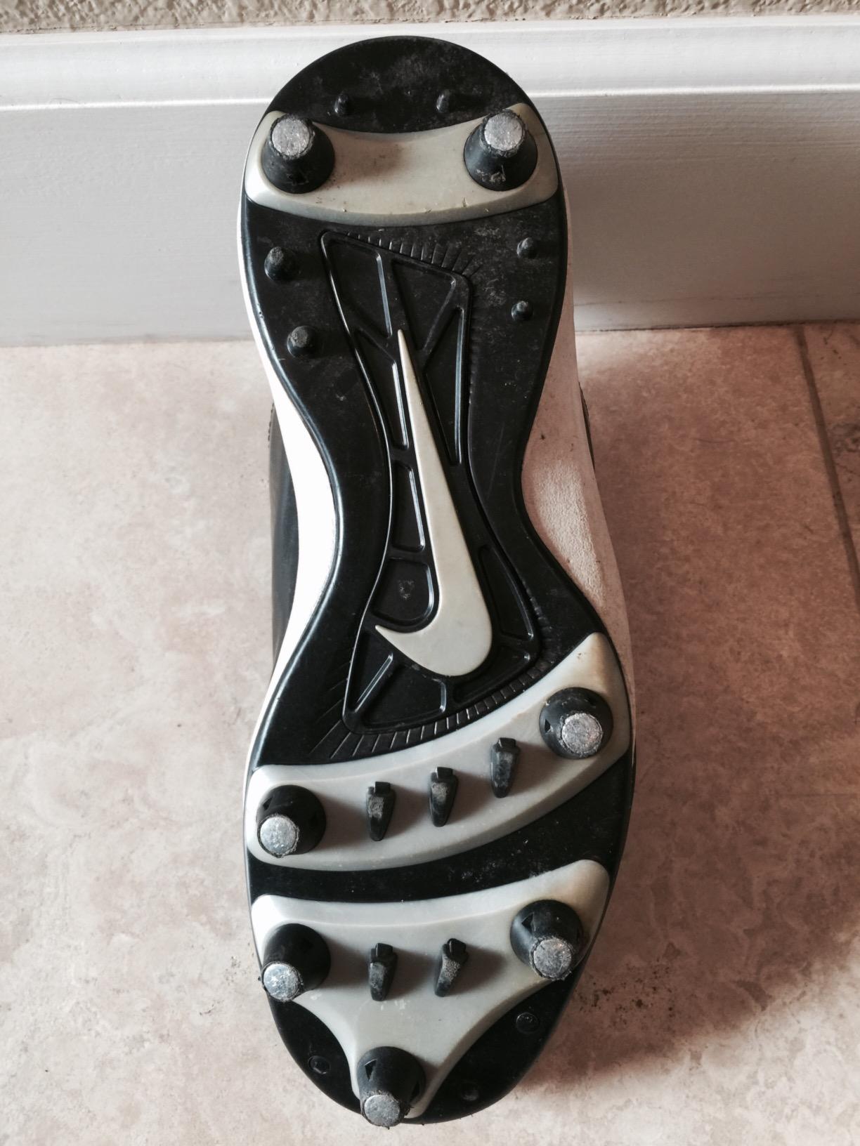 Amazon.com : Sof Sole Steel Tip Replacement Cleat for Football Shoes, 1 ...