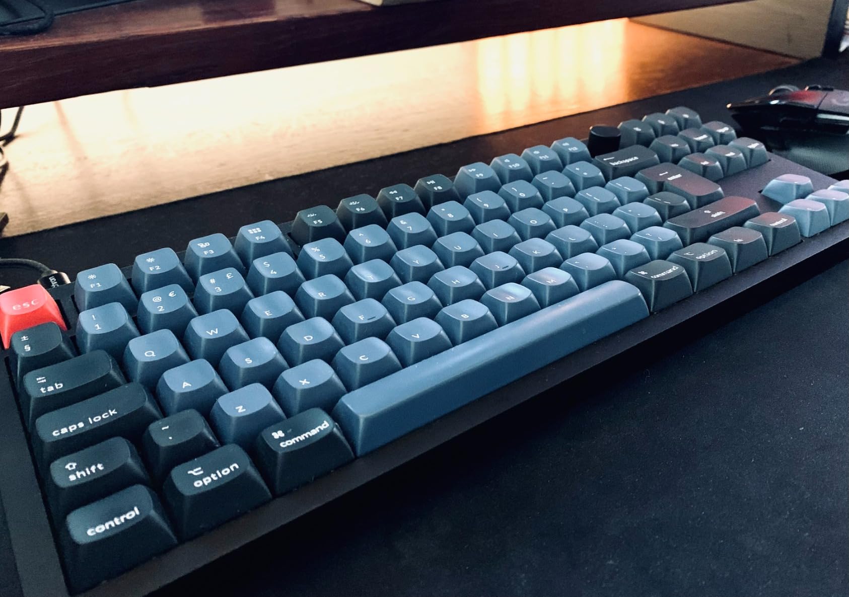 Keychron Q3 ISO-UK-Layout Wired Custom Mechanical Keyboard with Knob ...