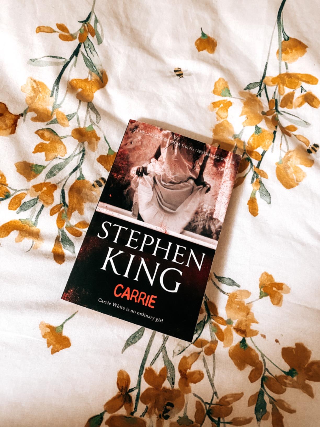 Carrie: Amazon.co.uk: King, Stephen: 9781444720693: Books