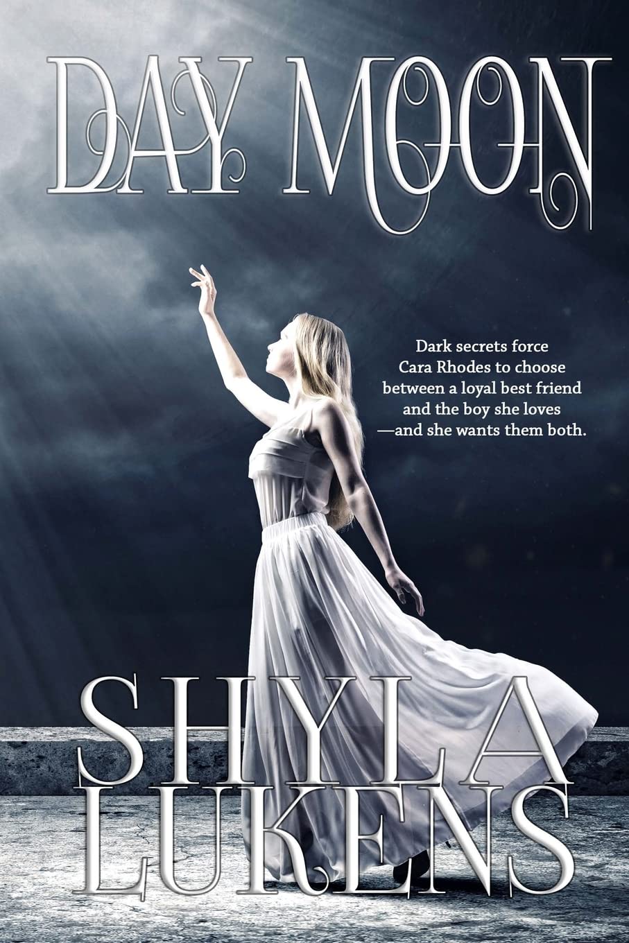Amazon.com: Day Moon: 9780692335420: Lukens, Shyla: Books