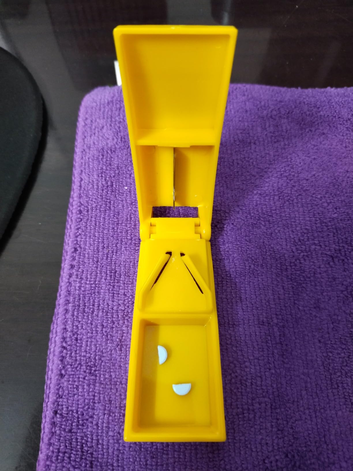 Jetflon Pill Cutter and Splitter for Small Pills and Large Pills in ...