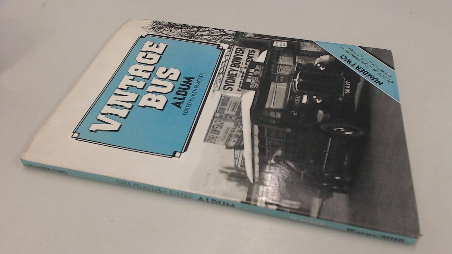 Vintage Bus Album Number Two: Amazon.co.uk: Ken, Blacker: 9780723228738 ...