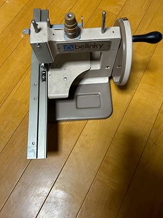 Amazon.co.jp: 日本ベルナ ベルリンキー 編み機 F36×200 bellinky 編機 編み物 袖付け 現状品 中古 : おもちゃ