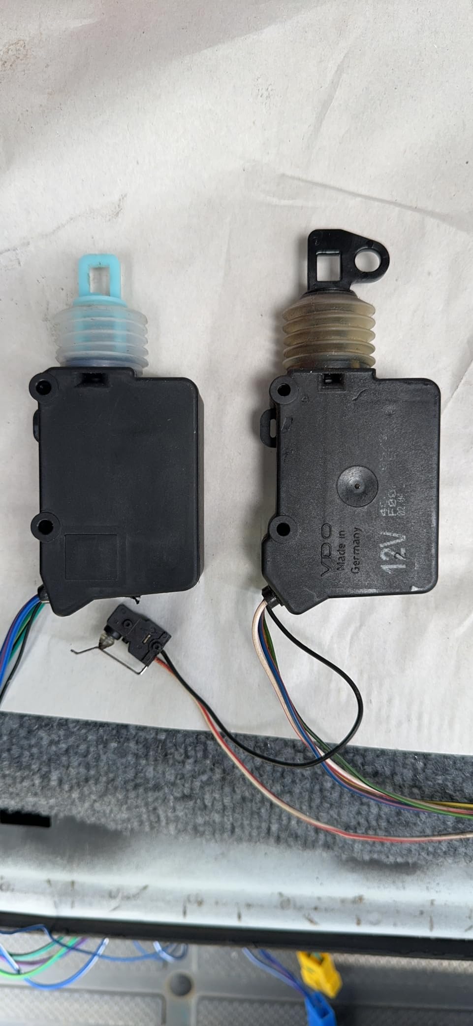 Amazon.com: uxcell Rear Door Latch Lock Actuator Motor with Cable for ...