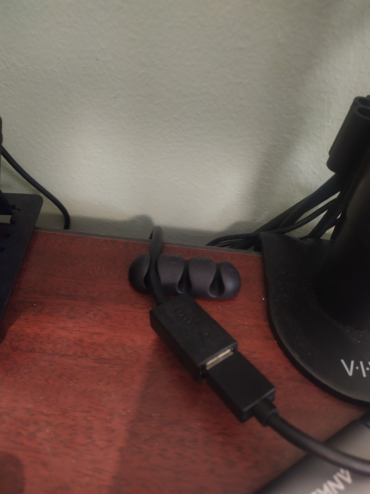 Amazon.com: LoveAndCables Multi-Purpose Cable Holder for Home and ...