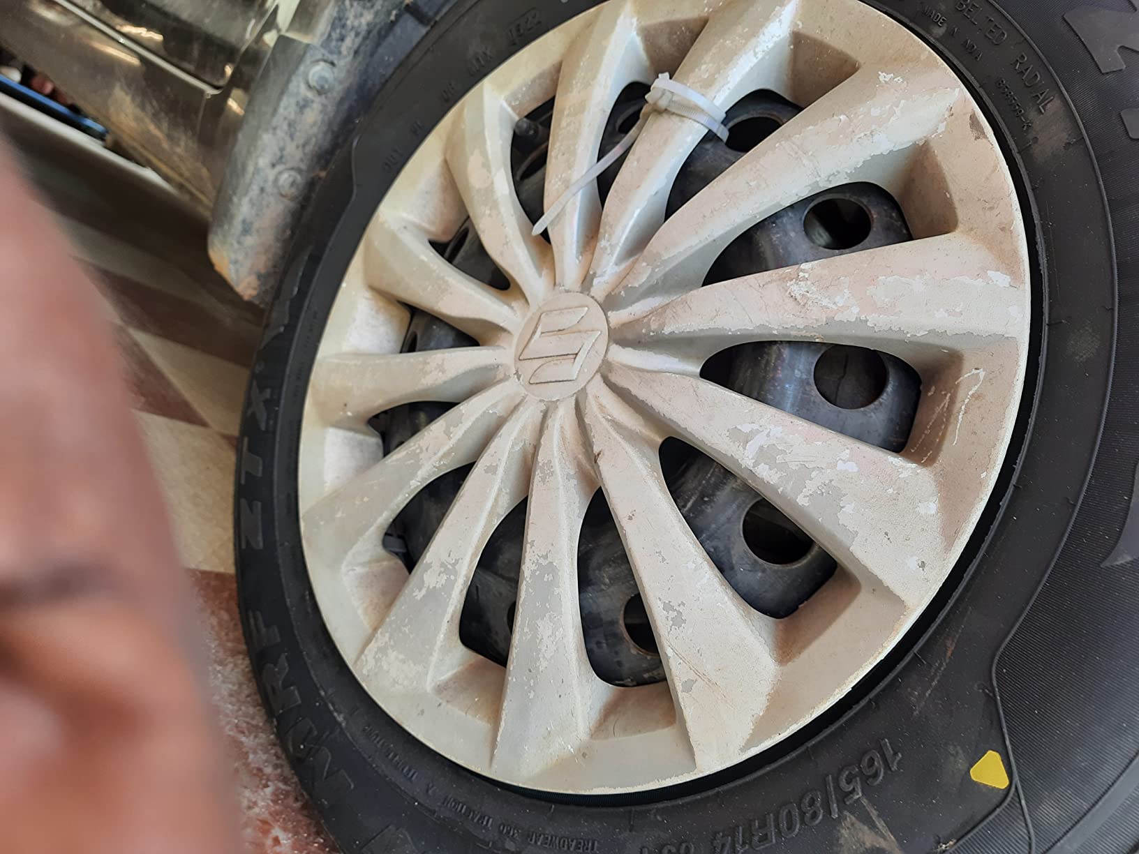 MRF ZTX 165/80 R14 85T Tubeless Car Tyre : Amazon.in: Car & Motorbike