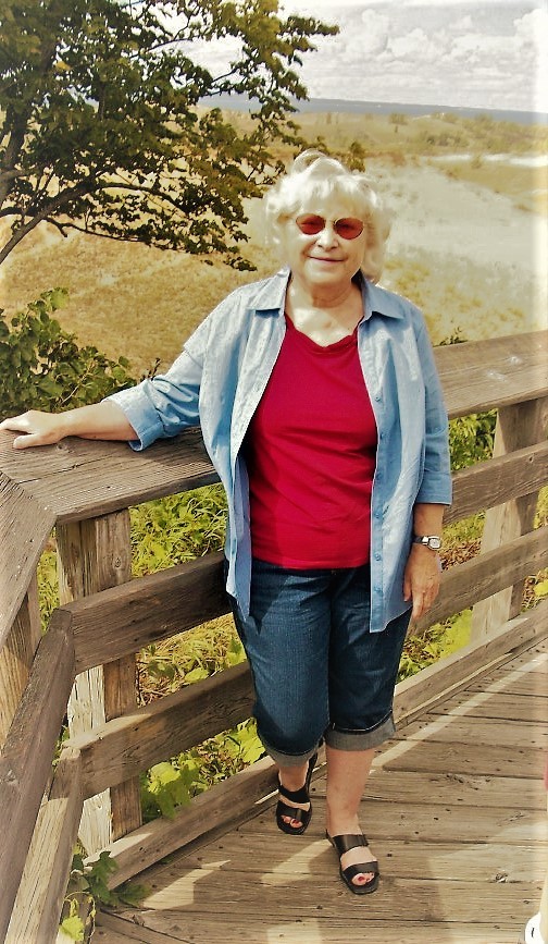 Amazon.com: Olga Horn: books, biography, latest update