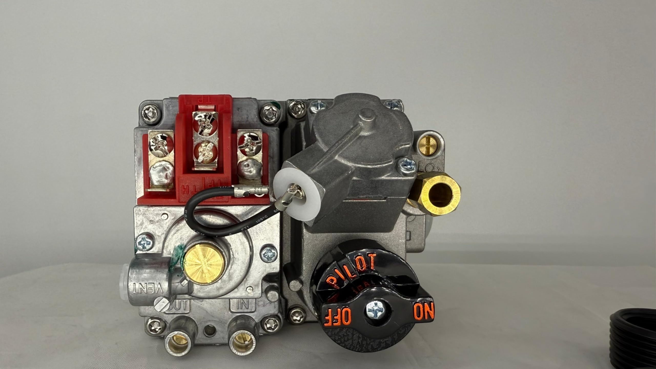 Snapklik.com : 700-506 Gas Valve, 200000 BTU/H, Inlet Filtered Screen ...