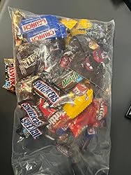 Amazon.com : Chocolate Candy Variety Pack - Fun Size Chocolate Bar ...