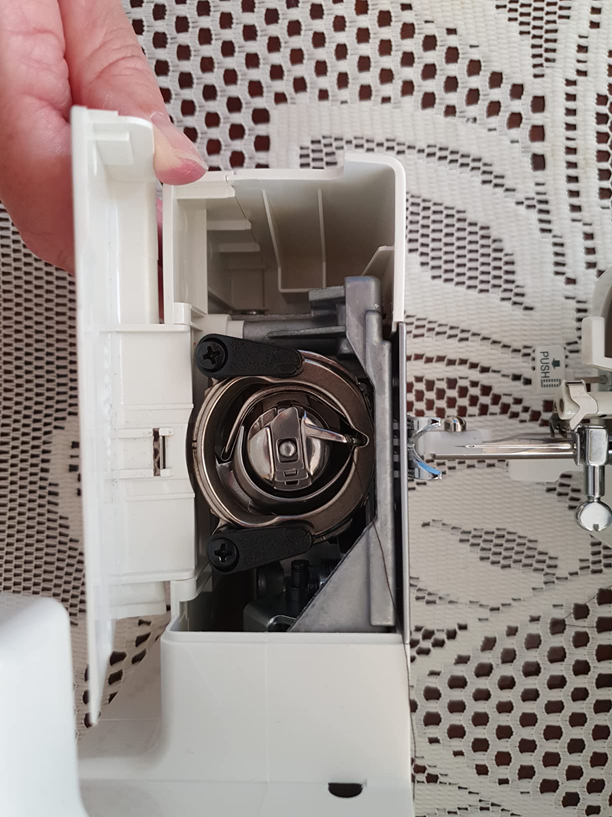 Singer Simple 3221 Singer Sewing Machine : Amazon.com.au: Home