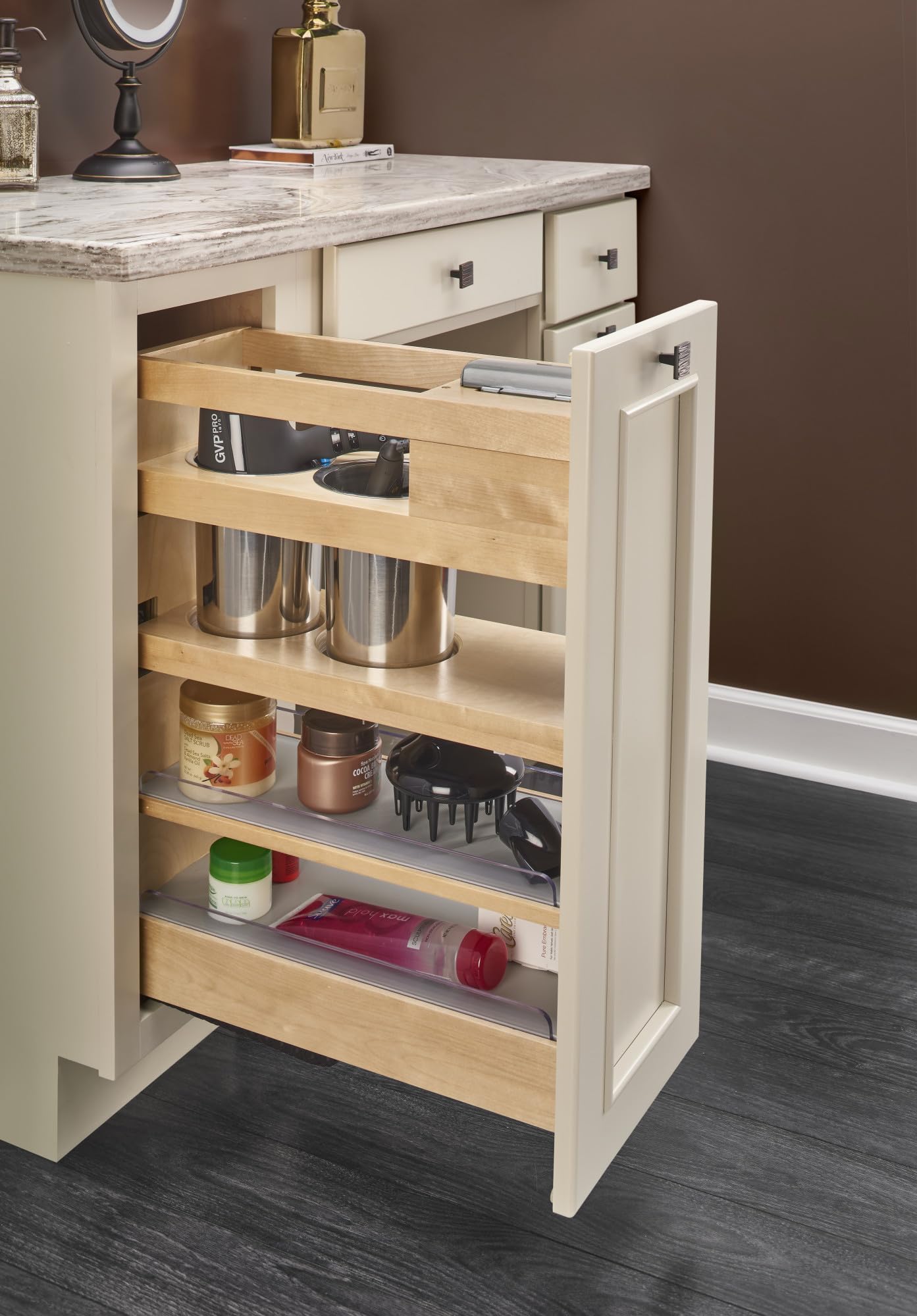 Groom Cupboard