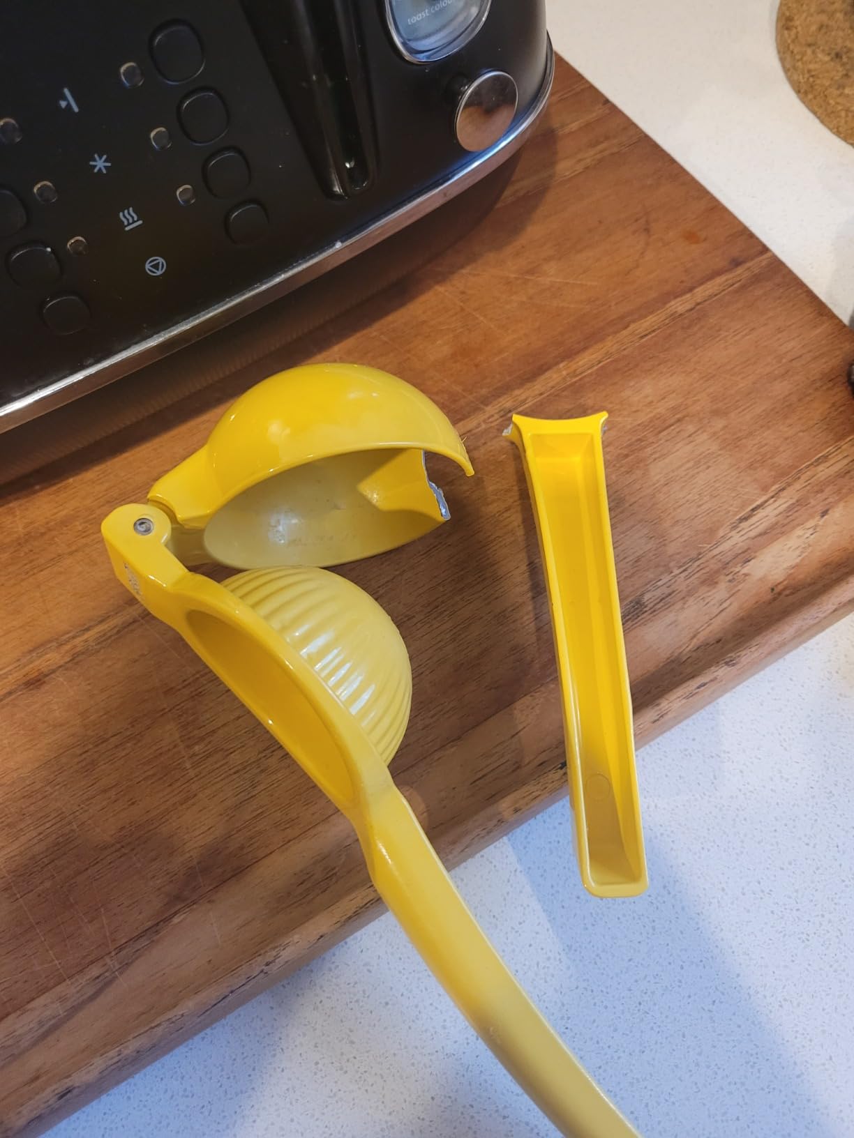 Avanti Lemon Citrus Squeezer Juicer, Yellow, 26 cm x 8.5 cm: Manual ...