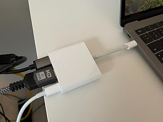 Apple USB-C-Digital-AV-Multiport-Adapter (Neustes Modell) : Amazon.de ...