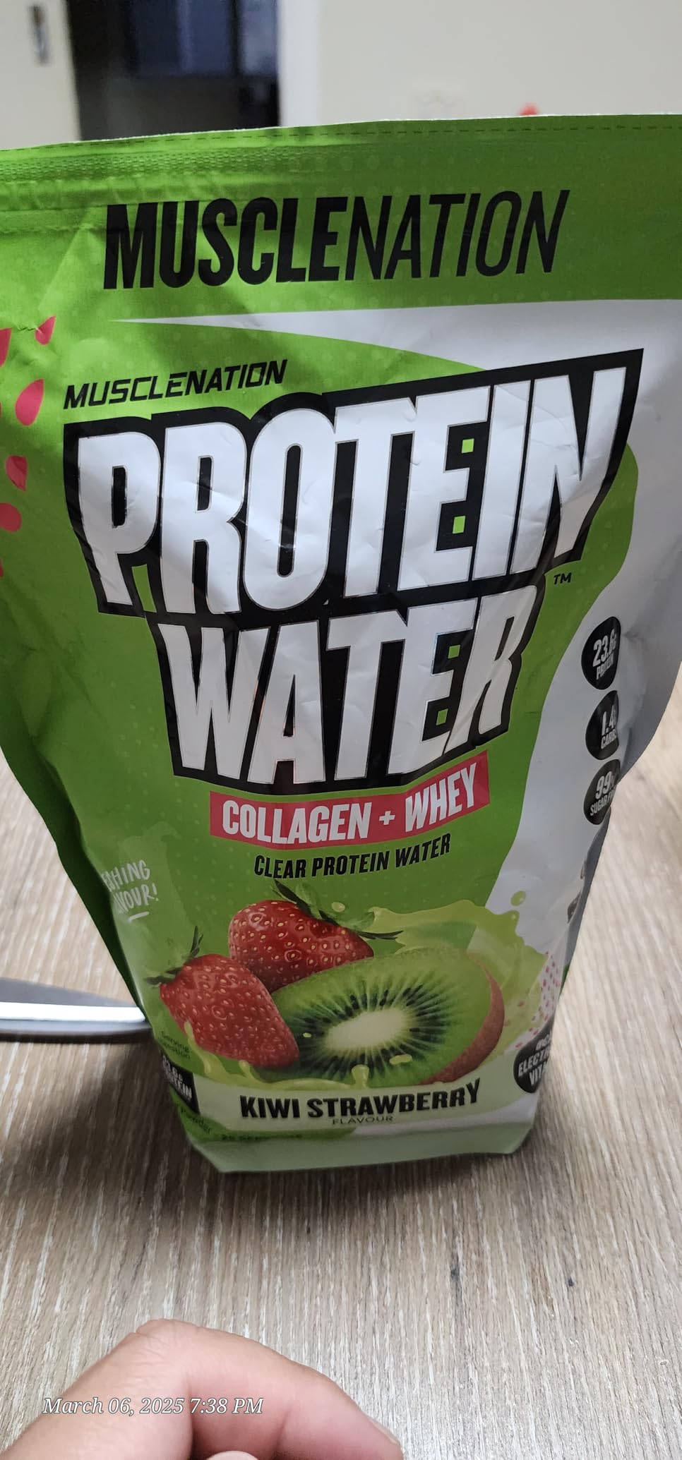 Muscle Nation - Kiwi Strawberry Protein Water, with a protein blend of ...
