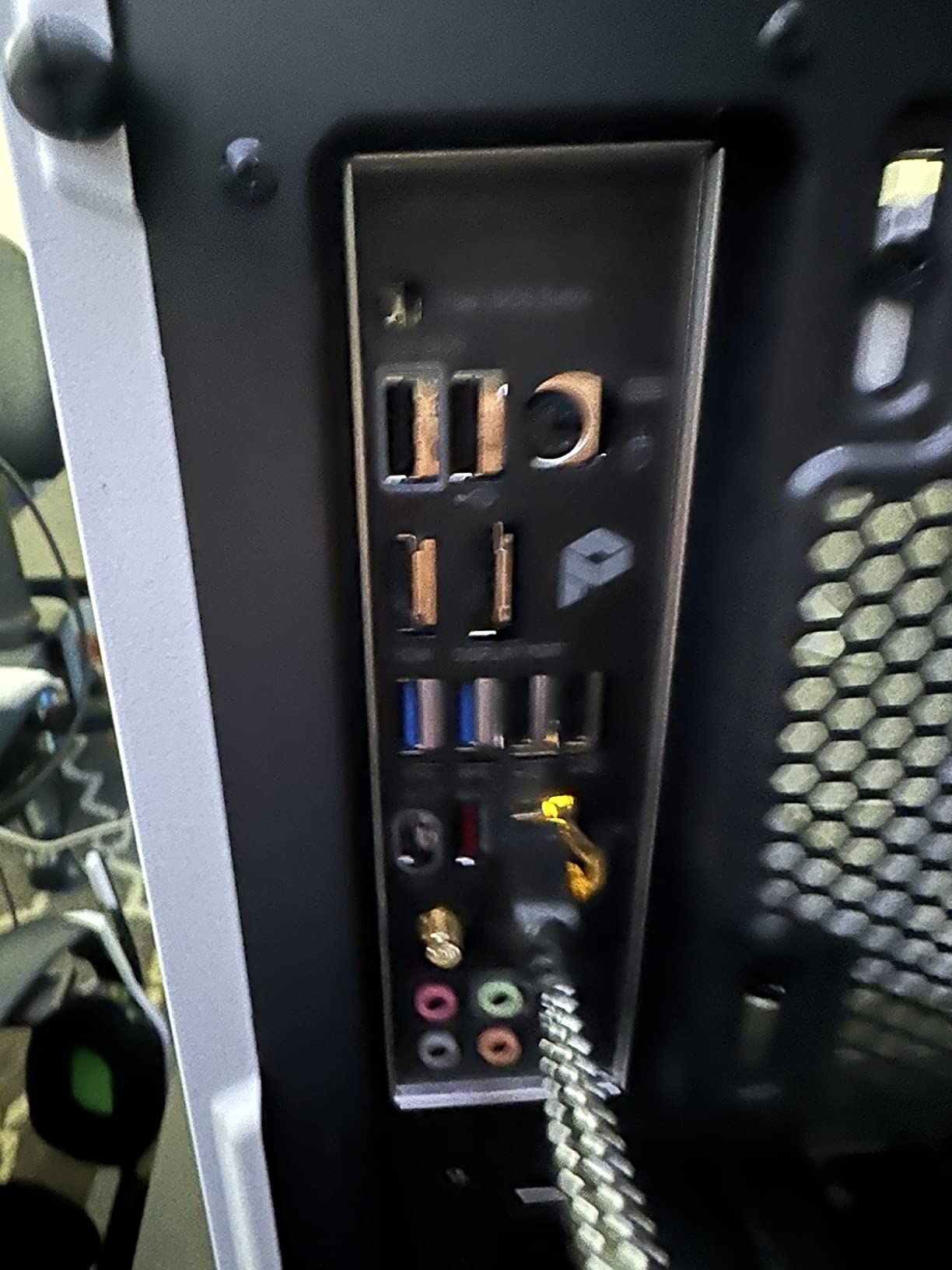 $119/mo - Finance Thermaltake LCGS Frostbite i4790 Gaming Desktop ...