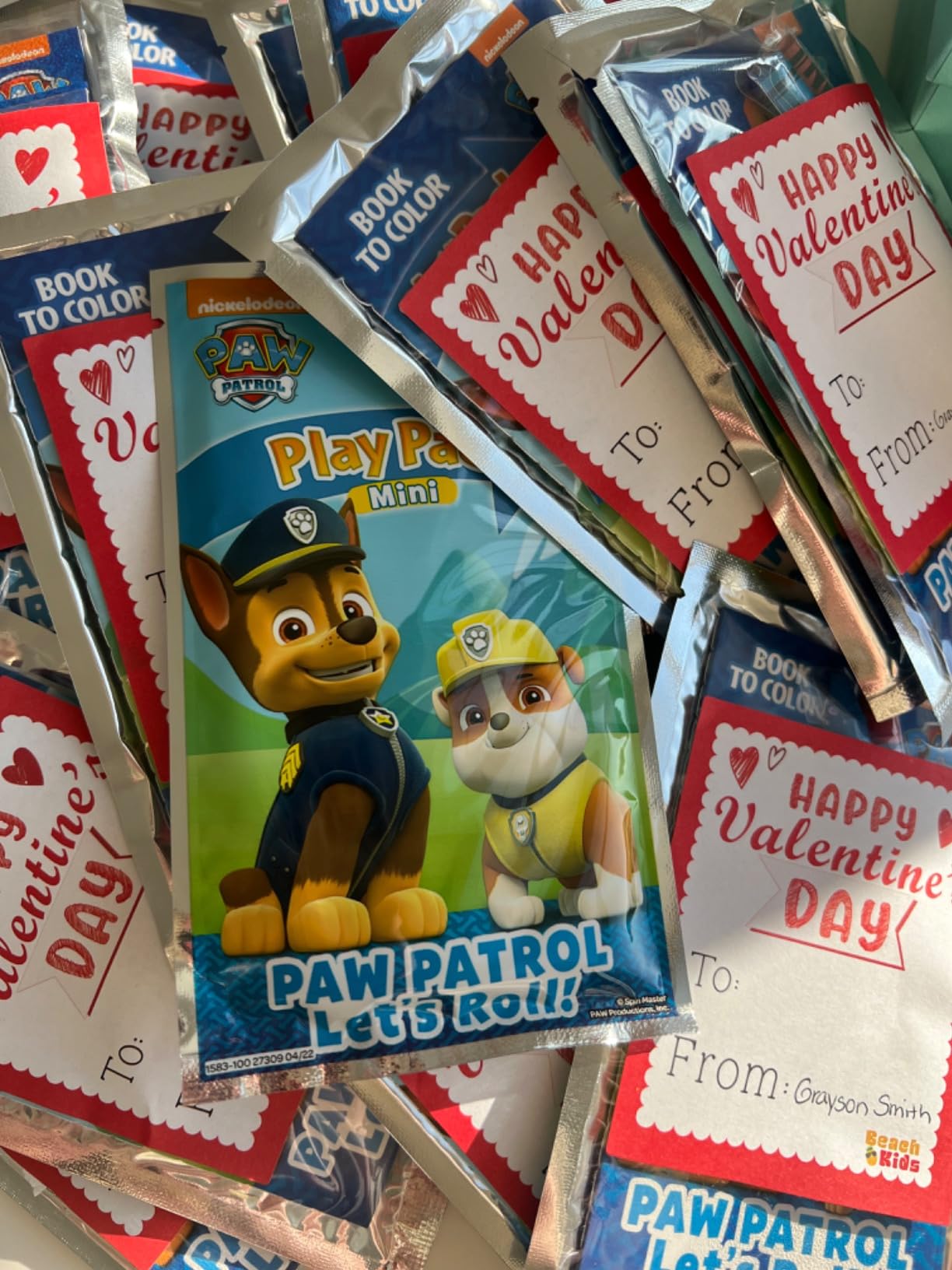 Amazon.com: Paw Patrol Halloween Non Candy Treats Party Favors - Bundle ...