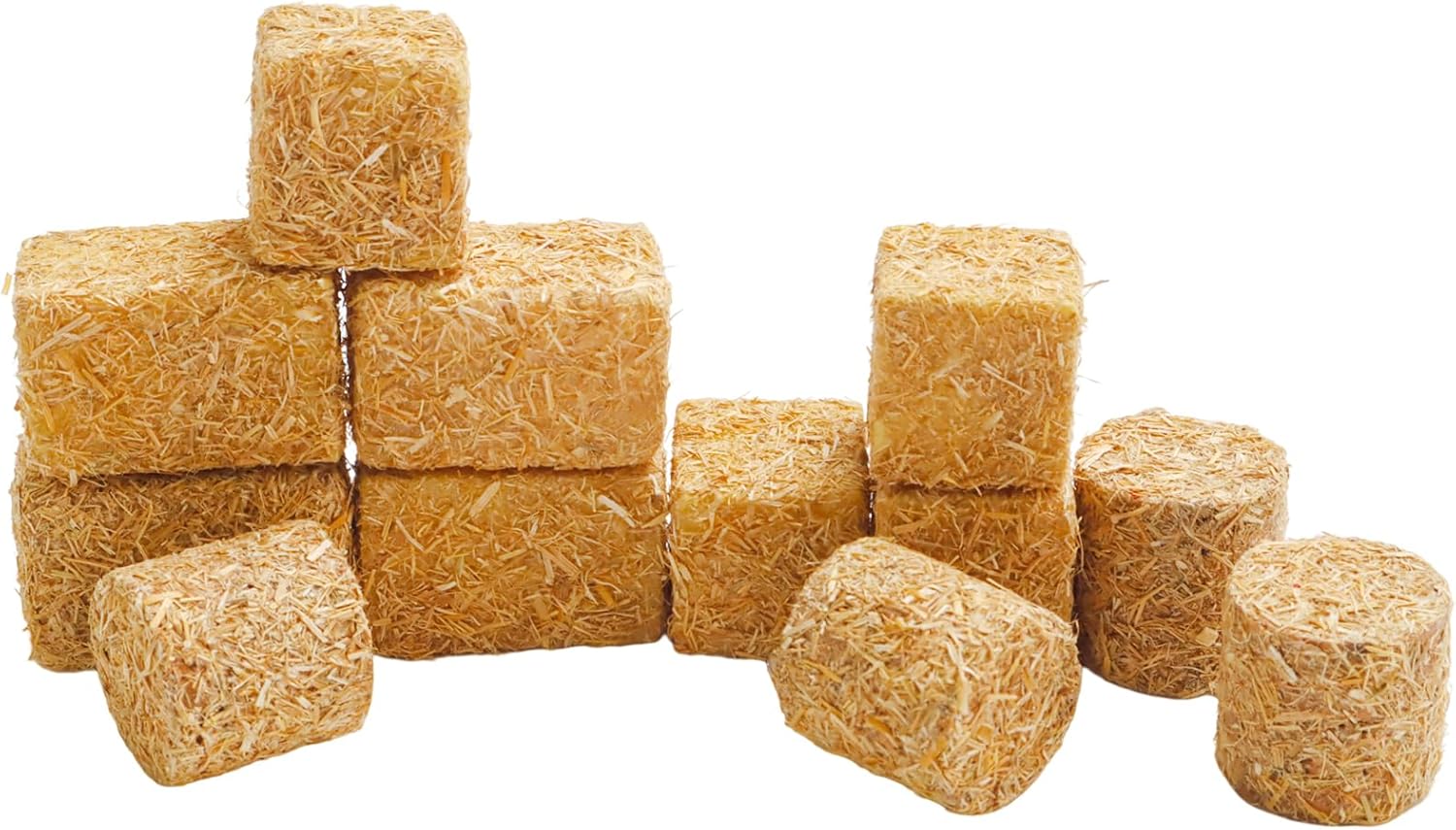 Amazon.com: 12 Pcs Mini Hay Bales Mini Straw Hay Miniature Figurine ...
