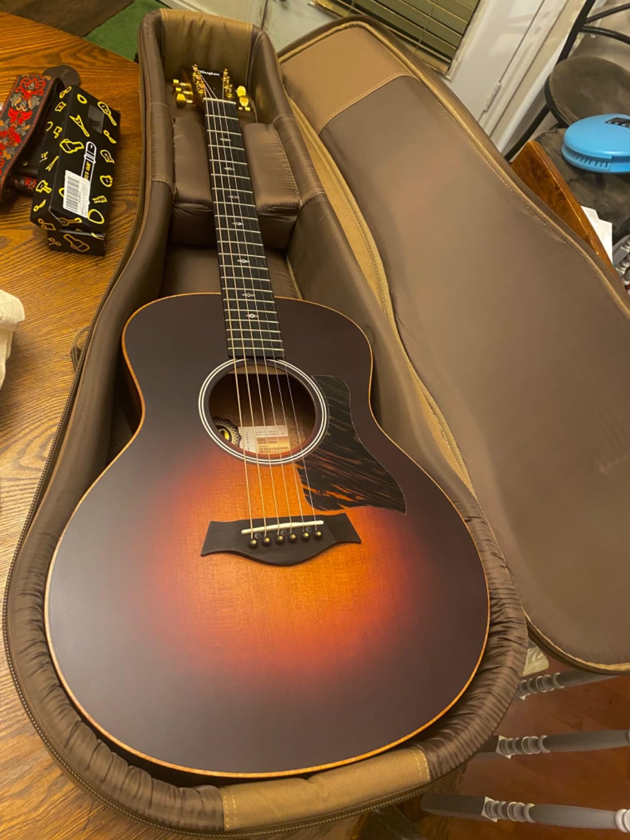 Amazon.com: Taylor 50th Anniversary GS Mini-e Rosewood SB LTD : Musical ...