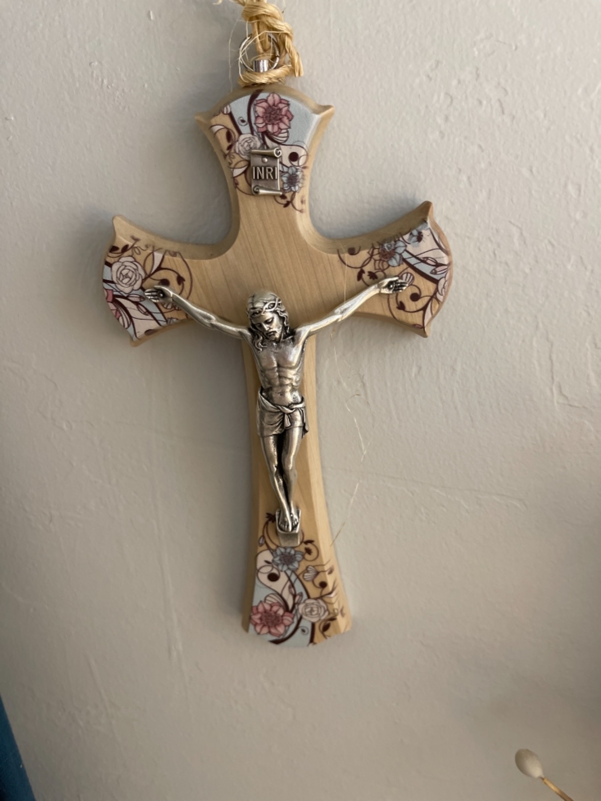 Amazon.com: Wooden Crucifix with Floral Accents | A Great Gift for ...