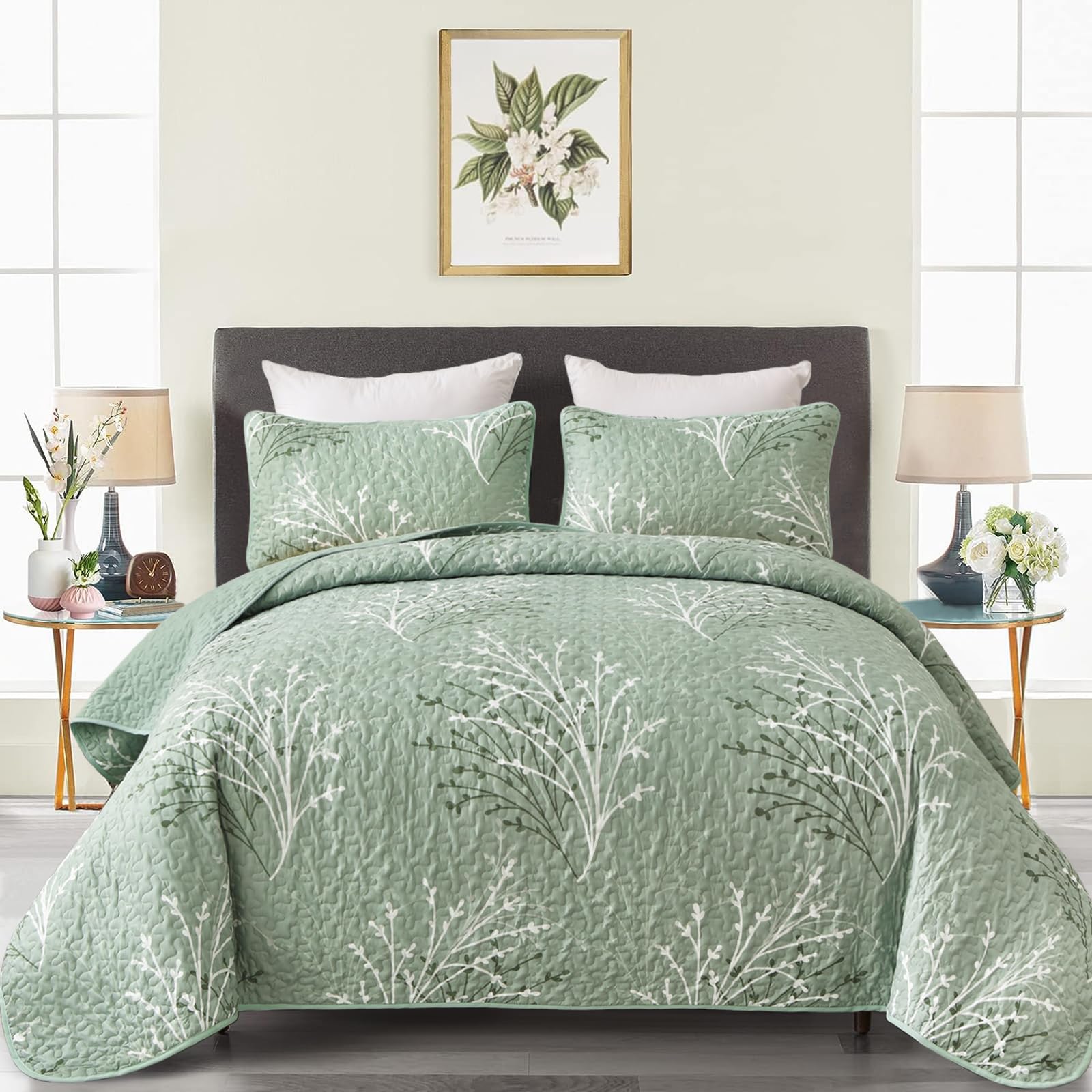 Amazon.com: Sage Green Quilt Set King Size - Branch Botanical Pattern ...