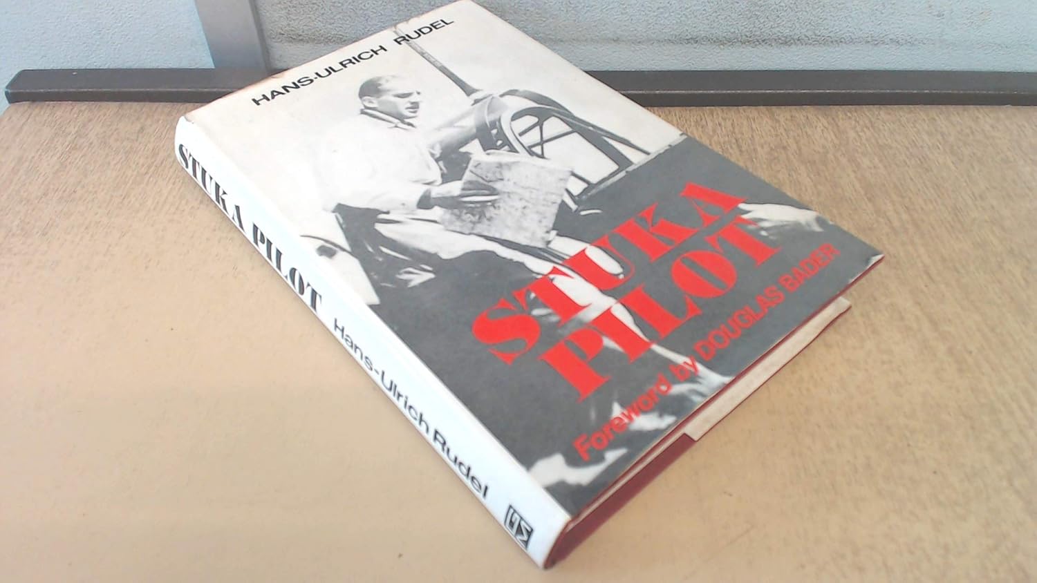 Stuka Pilot: Rudel, Hans-Ulrich: 9780704100596: Amazon.com: Books