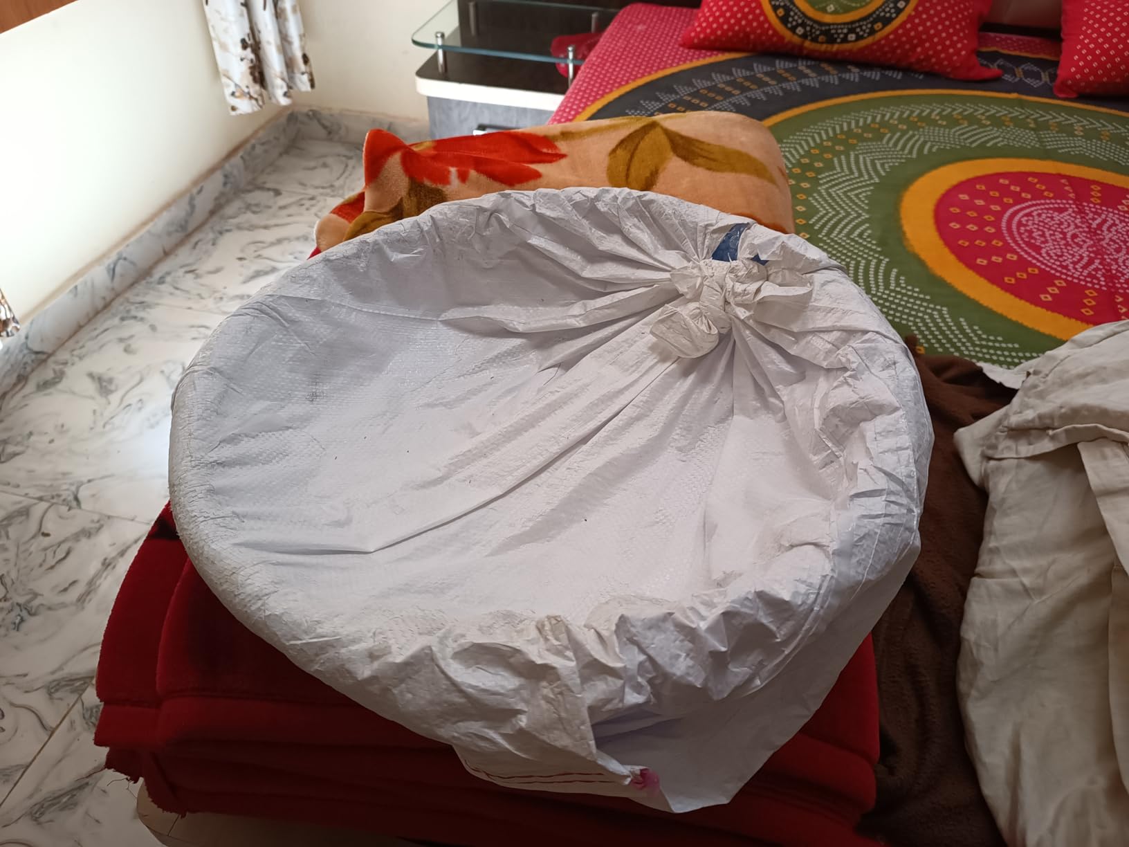 Geetanjali Virgin 17 Inch Unbreakable Round PPCP Polypropylene Plastic ...