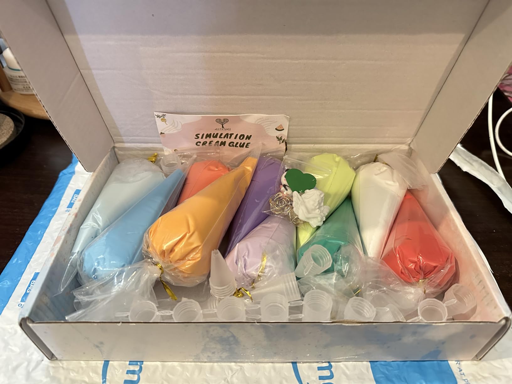 Amazon.com: ASTRYAS 10 PCS 100g Decoden Cream Fake Whipped Cream Glue ...