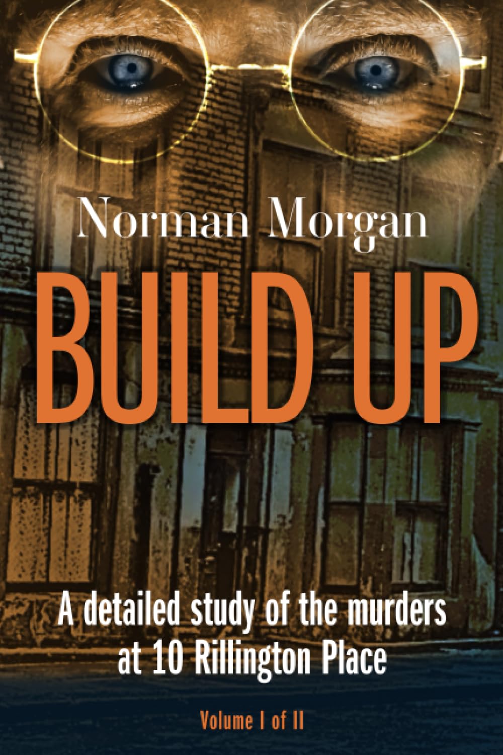 BUILD UP : MORGAN, NORMAN: Amazon.in: Books