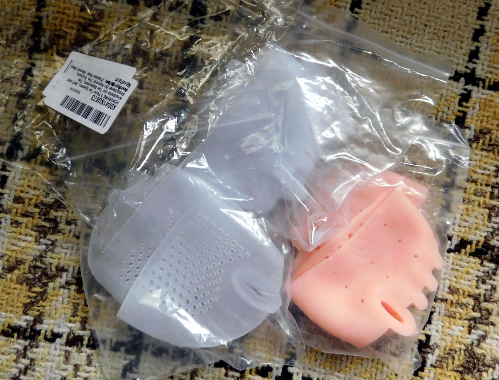 Amazon.com: FOWSRHRG 3 Pairs Toe Spacers, Soft and Breathable Gel Toe ...