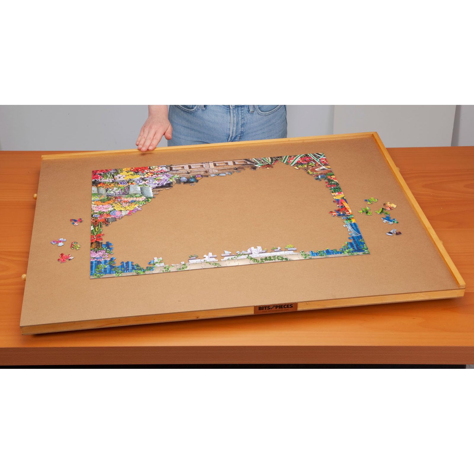 Snapklik.com : Bits And Pieces - 1000 Piece Puzzle Board