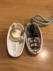 Amazon｜エルパ (ELPA) コンパクト防犯アラーム 防犯ブザー 約23g(電池含む) ブルー AKB-100(BL)｜ドア周り防犯用品 通販