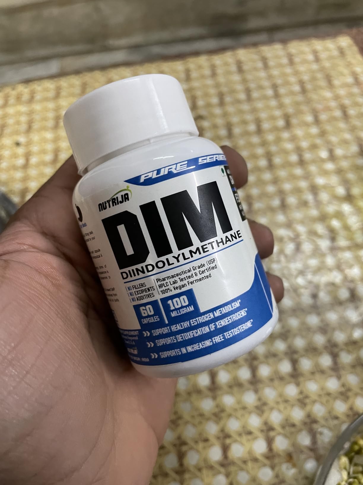 Buy Nutrija DIM (DIINDOLYLMETHANE) 100mg - Pack of 60 Capsules Online ...