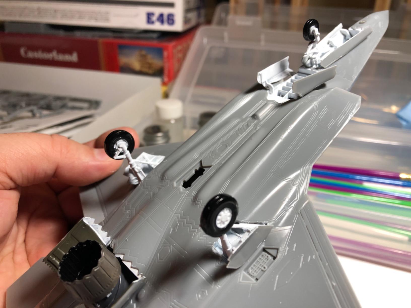 Amazon.com: Hasegawa HAE46 F-35 Lightning II B Versión US Marine Model ...