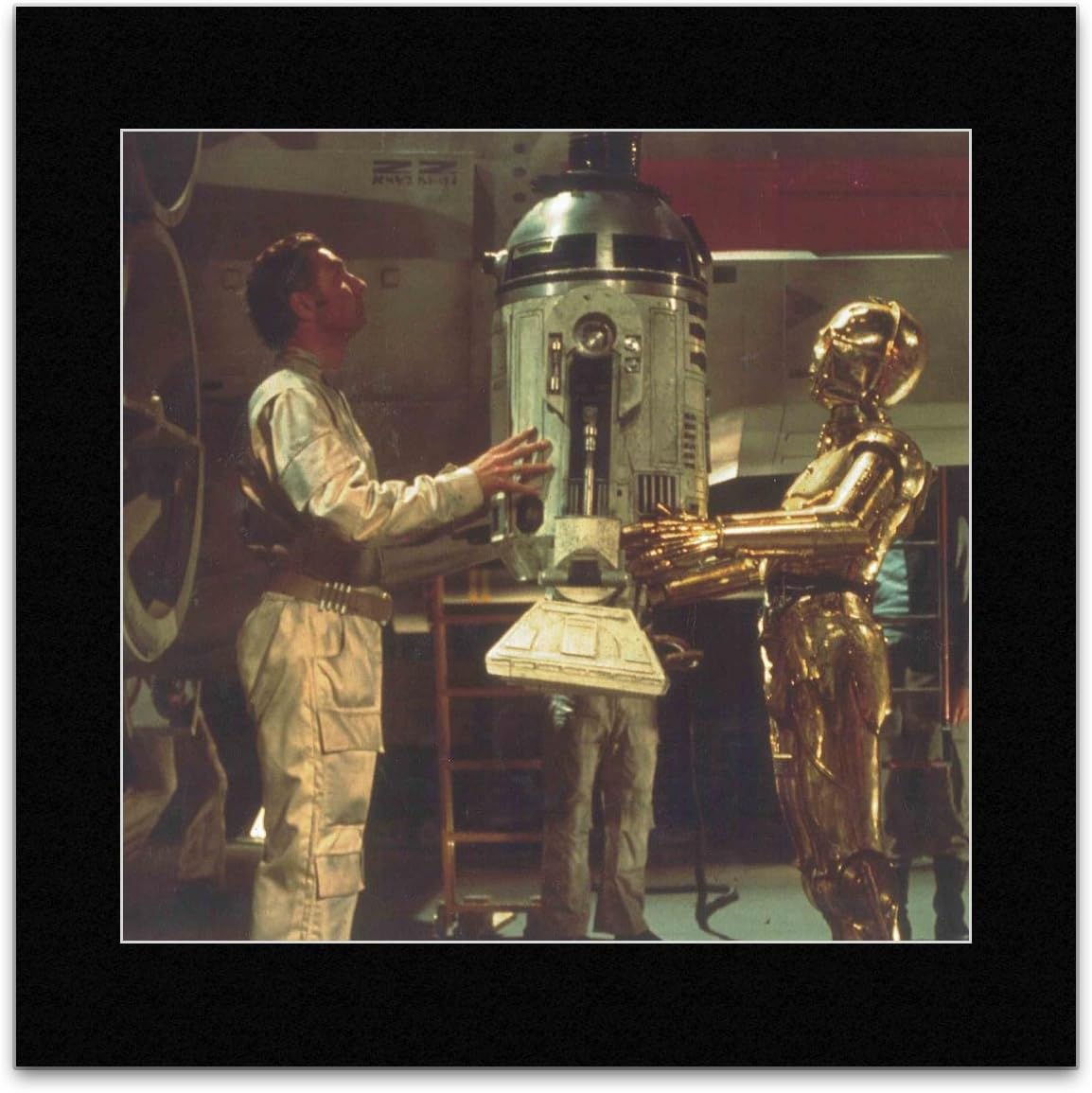 Stick It On Your Wall Mini póster de Star Wars C3PO Helping R2D2 a ...