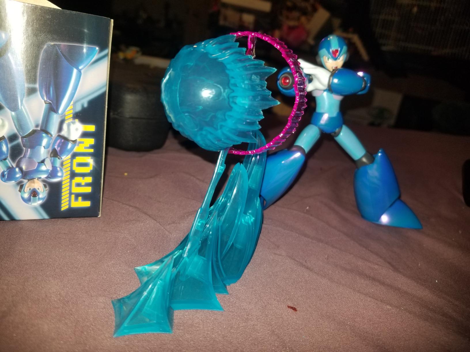 Amazon.com: Mega Man X (Premium Charge Shot Version) 1: 12 Scale ...