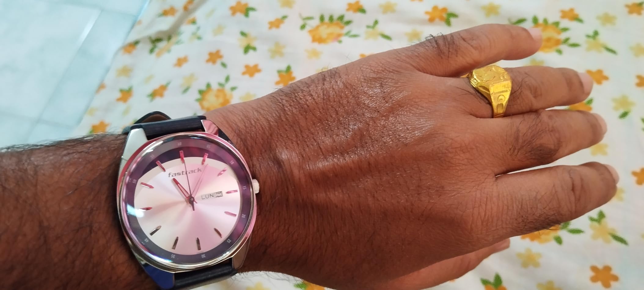 Fastrack Snob X Analog Mens Silver Dial Leather Strap Watch for Guys ...