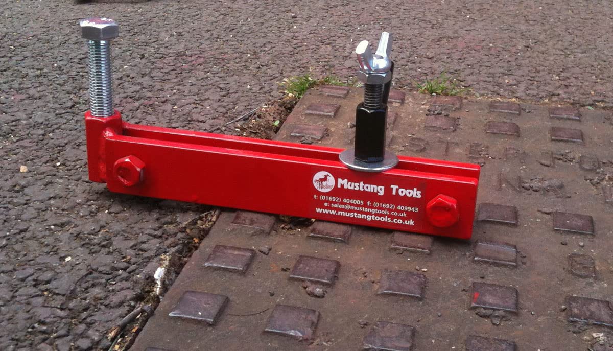 Manhole Cover Seal Breaker Mini-Break DQ42 : Amazon.co.uk: DIY & Tools