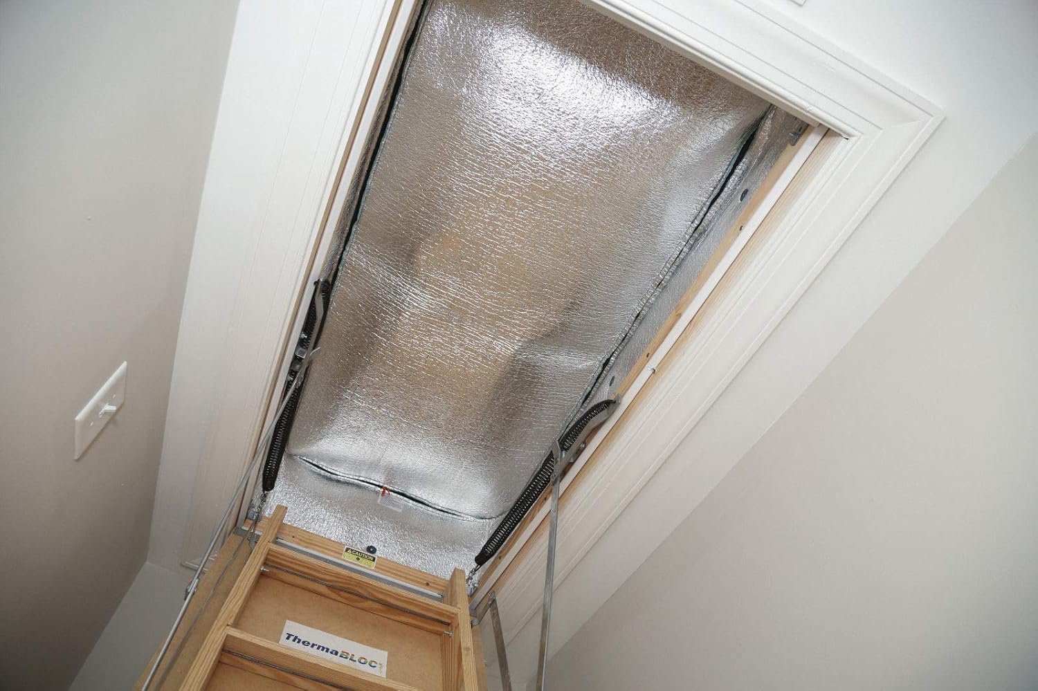 Nasatech Reflective Foam Pull Down Stair Ladder Attic Access Cover (25 ...