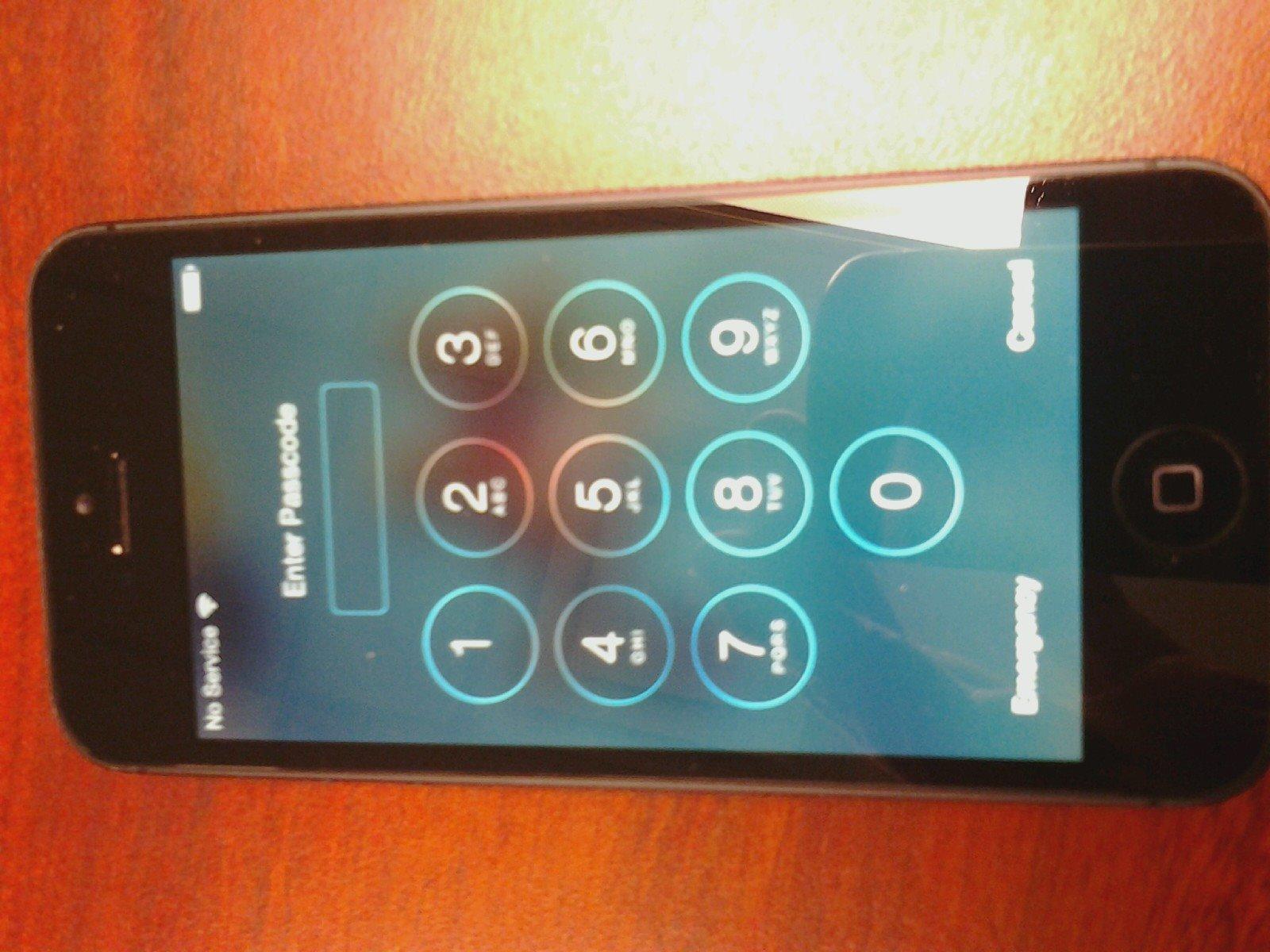 Amazon.com: iPhone 5 Black LCD/digitizer Full Assembly (USA Shipper ...