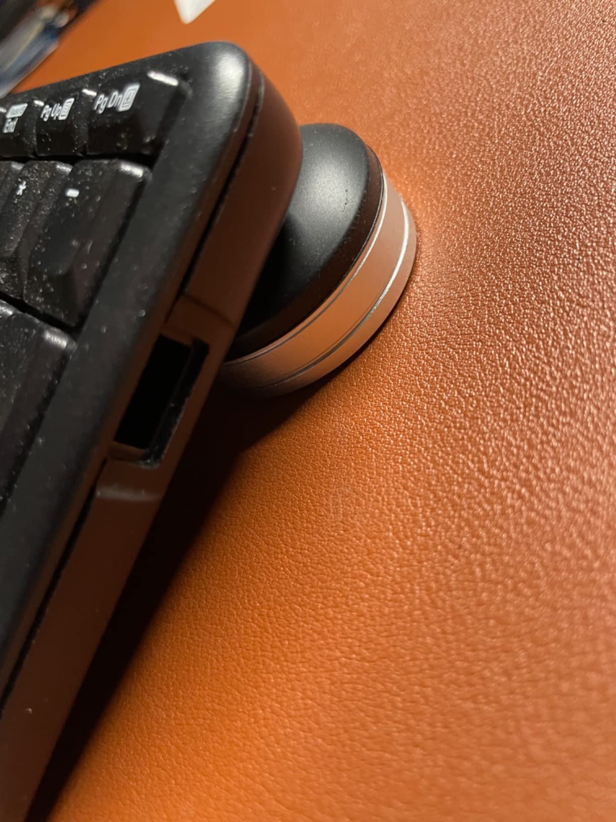 Amazon | PARTNERR ノートパソコン スタンド ノートPC タブレット キーボード 軽量 コンパクト 持ち運び 高さ調整可 冷却放熱効果 滑り止め 専用袋付 | p ...