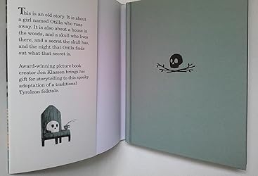 The Skull: A Tyrolean Folktale : Klassen, Jon, Klassen, Jon: Amazon.co ...