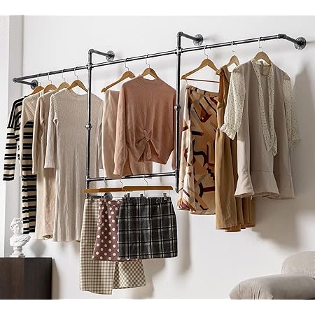 Percheros de ropa de tubería industrial con estantes, percheros ...