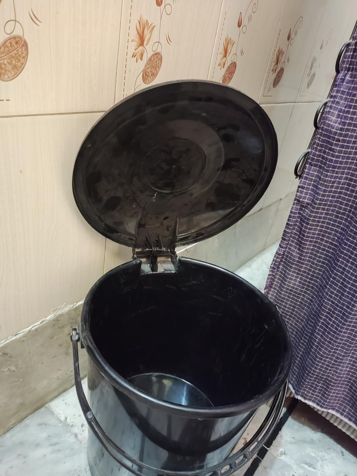 Kuber Industries Pedal Dustbin|Plastic Pedal Dustbin|Kitchen Waste ...