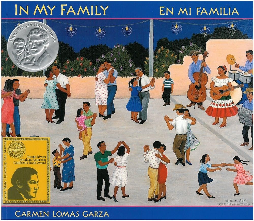 In My Family/En mi familia (Family Pictures): Garza, Carmen Lomas ...