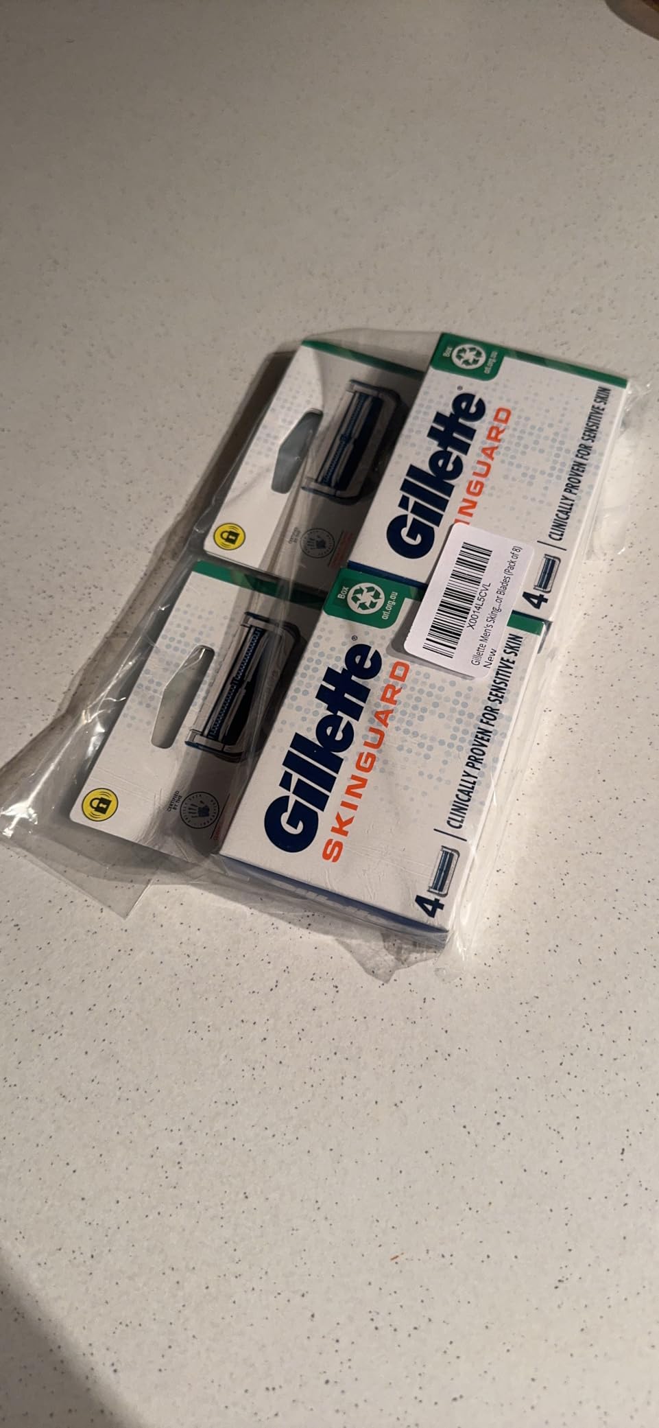 Gillette Men's Skinguard Razor Blades (Pack of 8) : Amazon.com.au ...